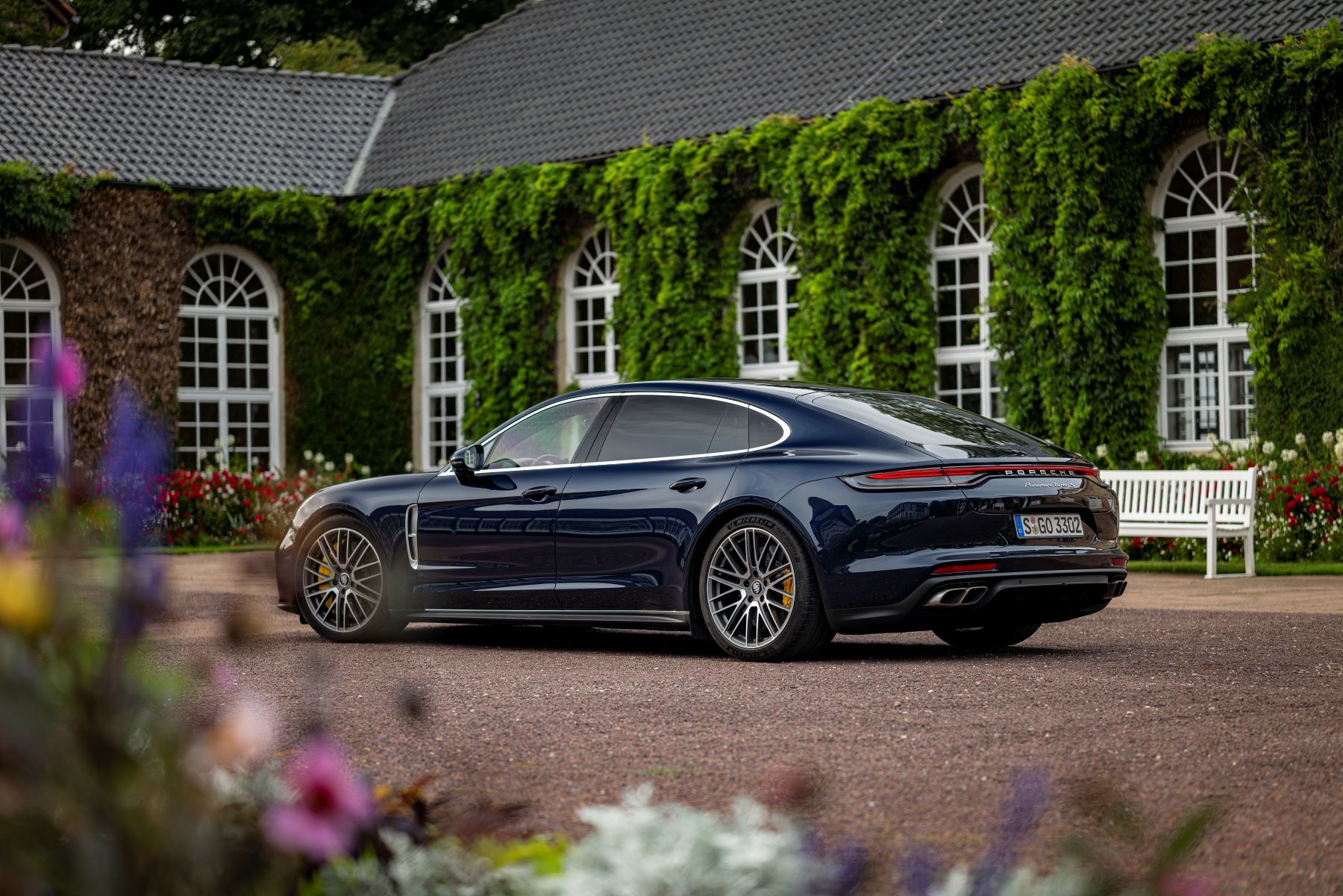 10 Best Exotic Cars For High-End Luxury