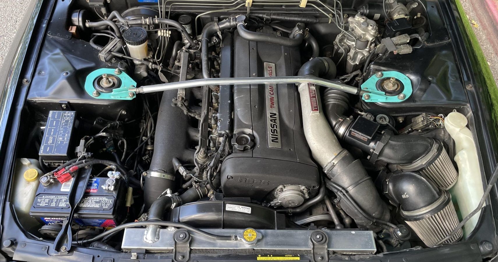 How The Porsche 959 Helped Nissan Build The Godzilla R32 GT-R