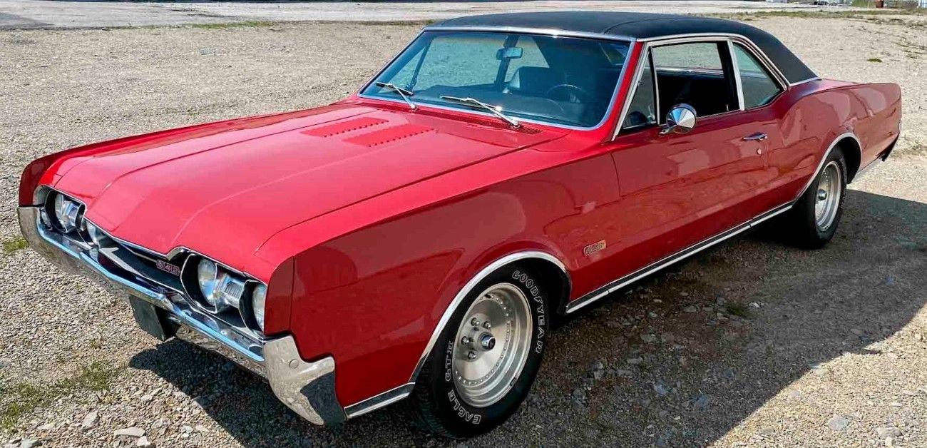 10 Best Classic Muscle Cars For Performance And Comfort