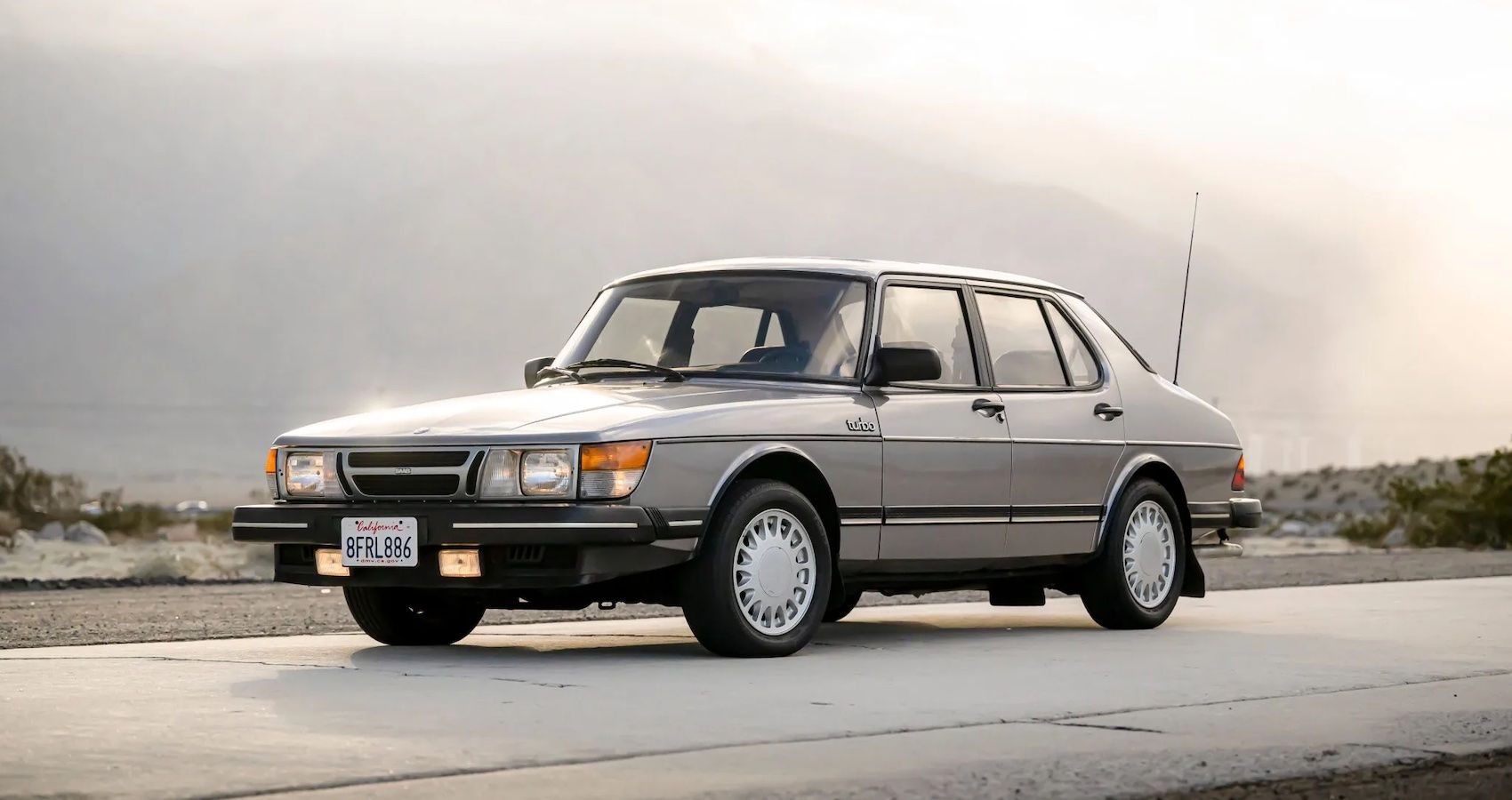 10 Coolest Cars Of The 1980s That Make Modern Models Look Boring