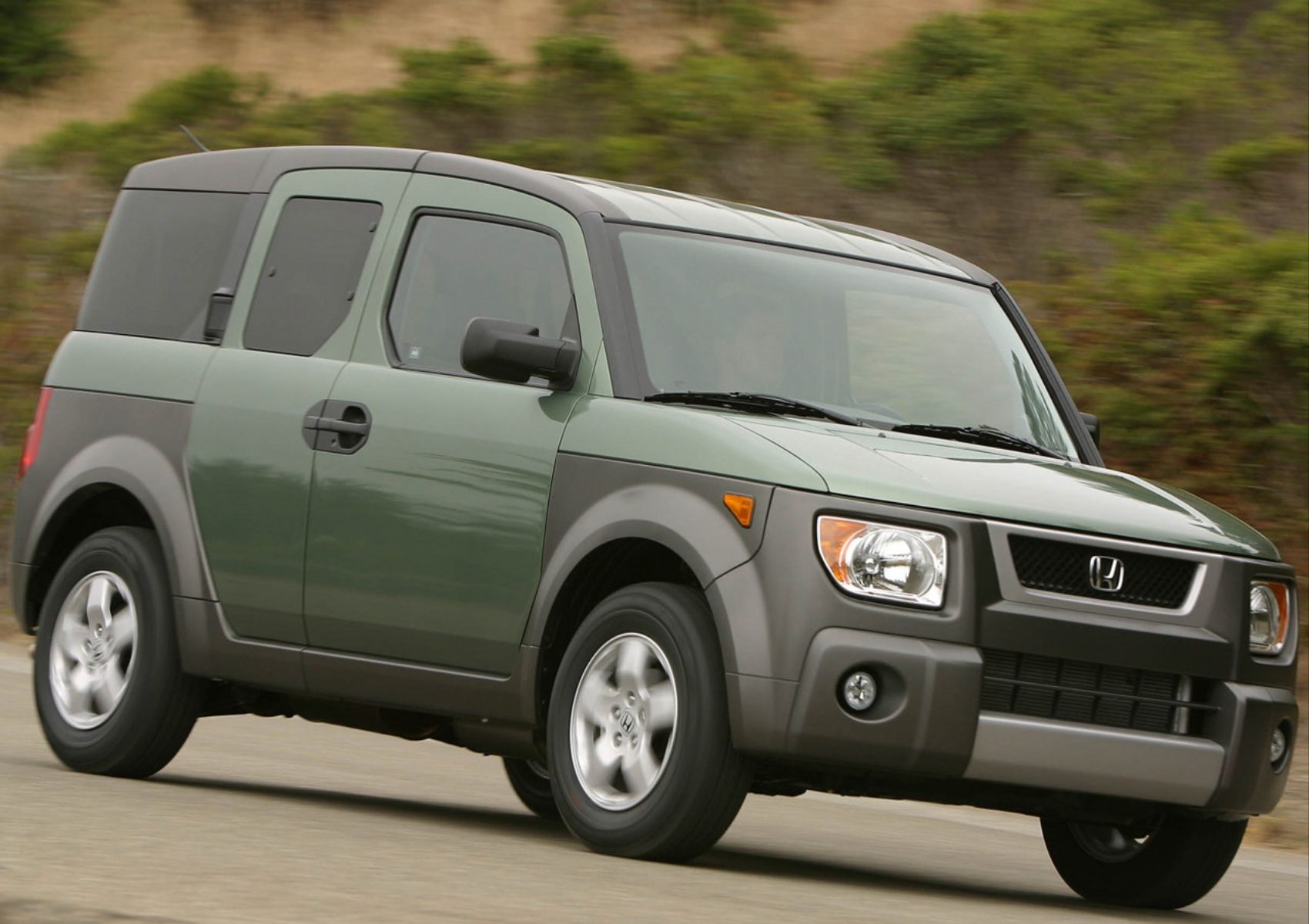 Why Honda's Element Is The Best Compact SUV You've Never Heard Of