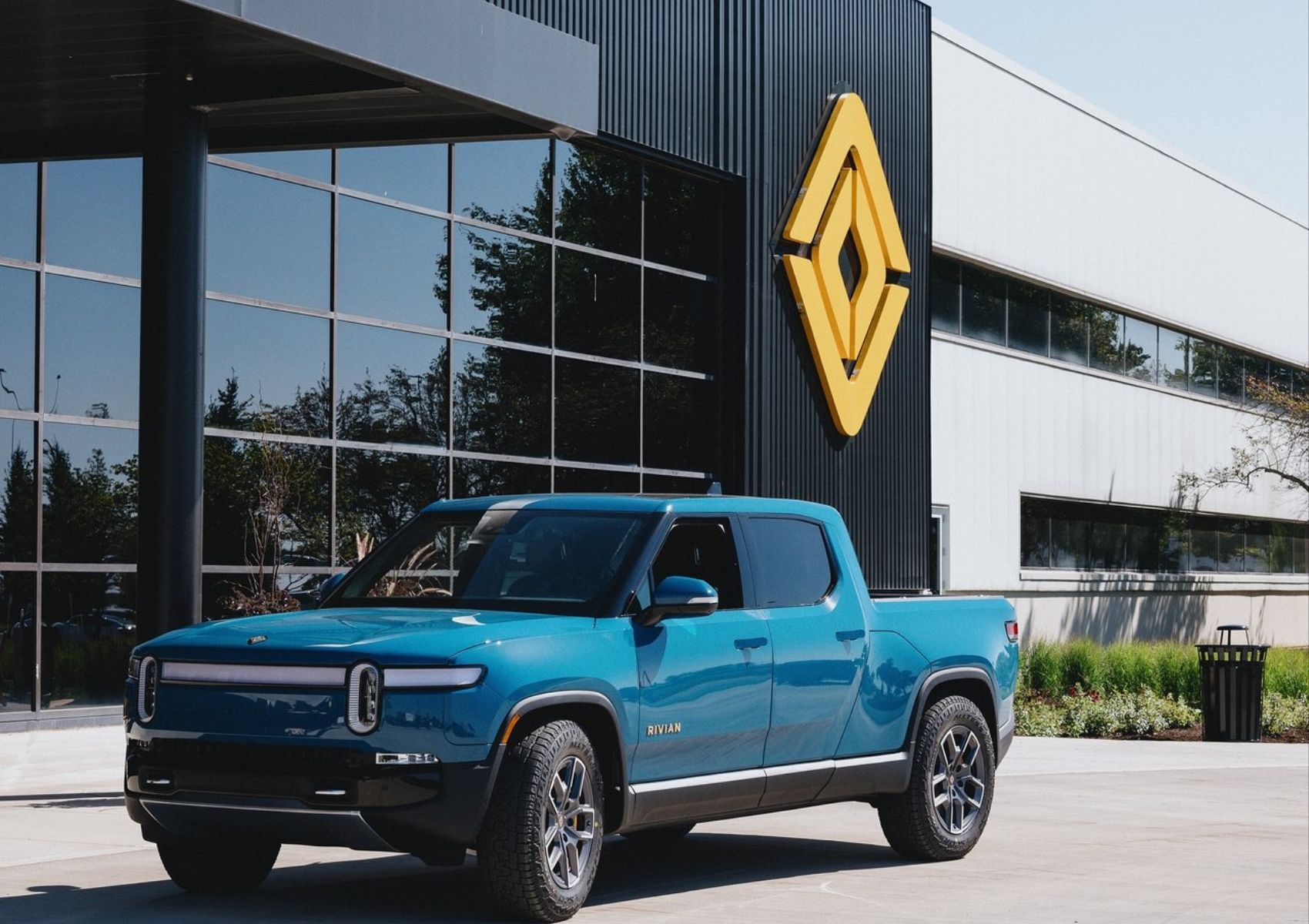Here’s Why The Rivian R1T Is An Extremely Safe Family Pickup Truck