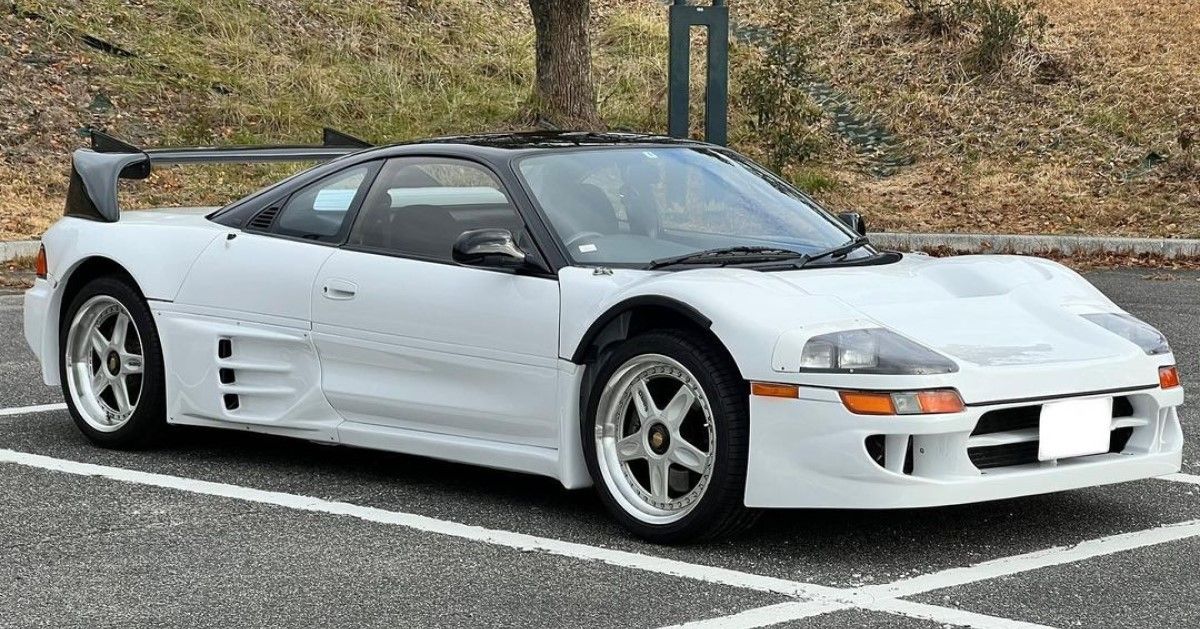 This is AI generated, is there an actual car that looks like this? : r ...