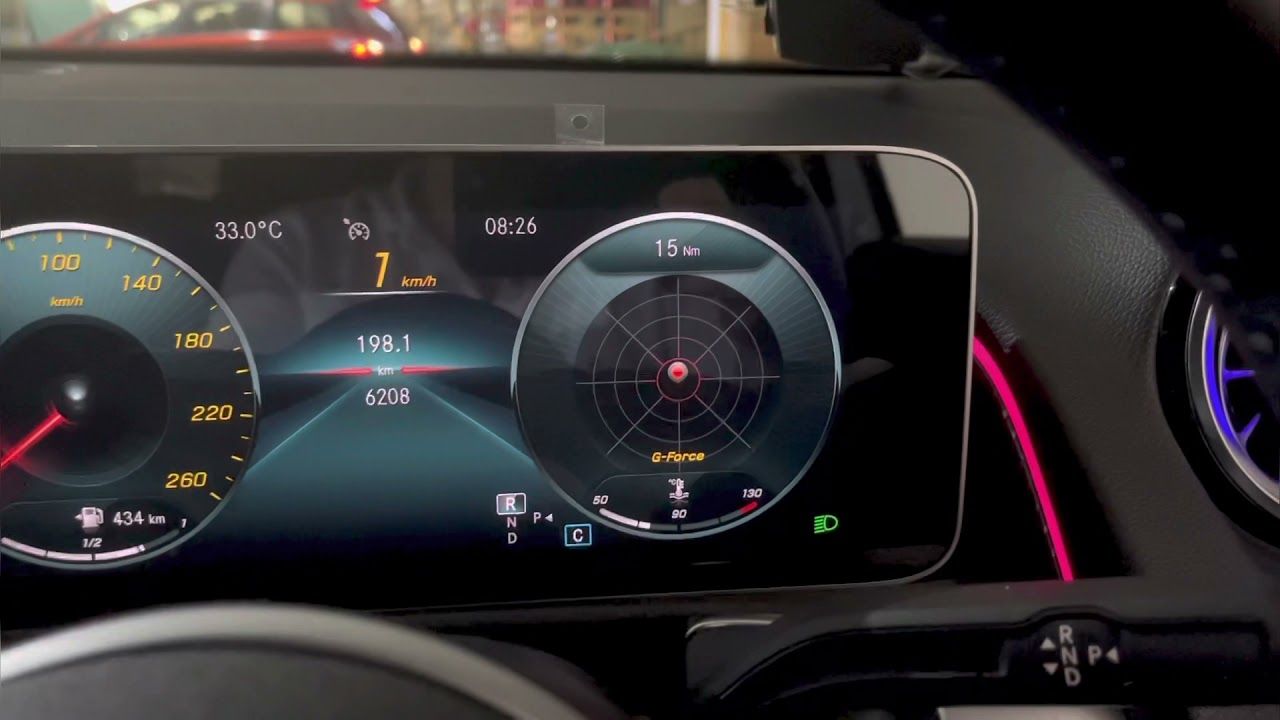 10 Car Features Everyone Loves But No One Needs