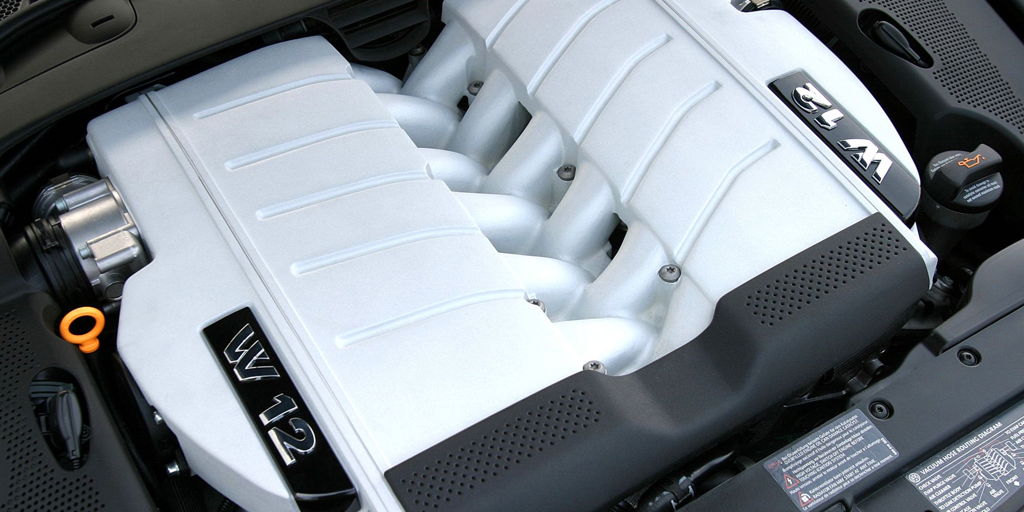 2004-2006 Volkswagen Phaeton: Prices, Specs, And Features