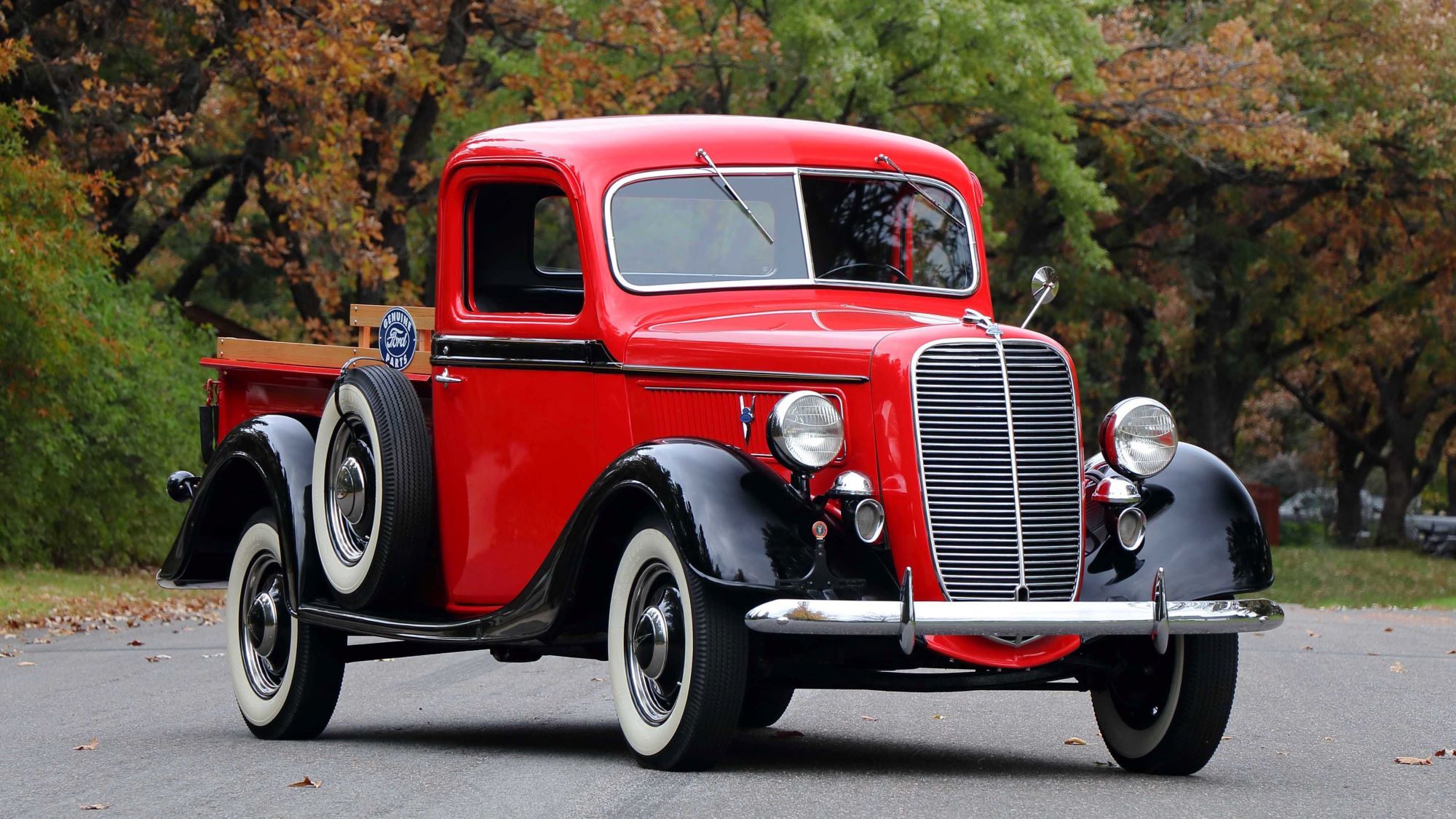Vintage Pickup Trucks: 10 Timeless Beauties That Still Turn Heads