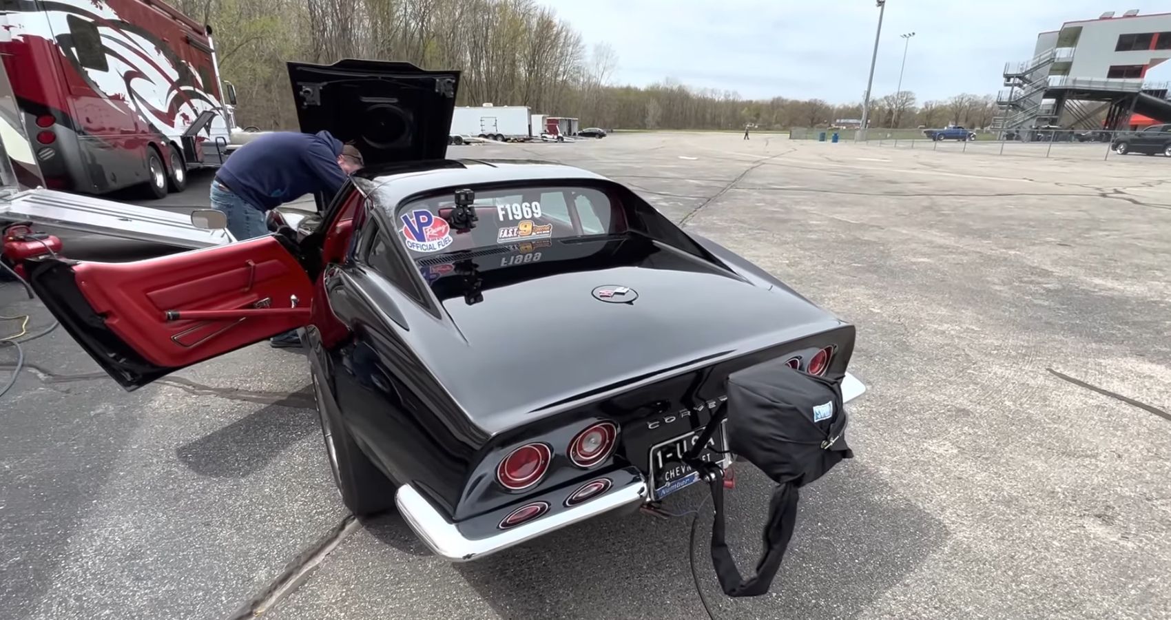 This Unassuming Corvette L88 Pulls 9-Second Passes Without Breaking A Sweat
