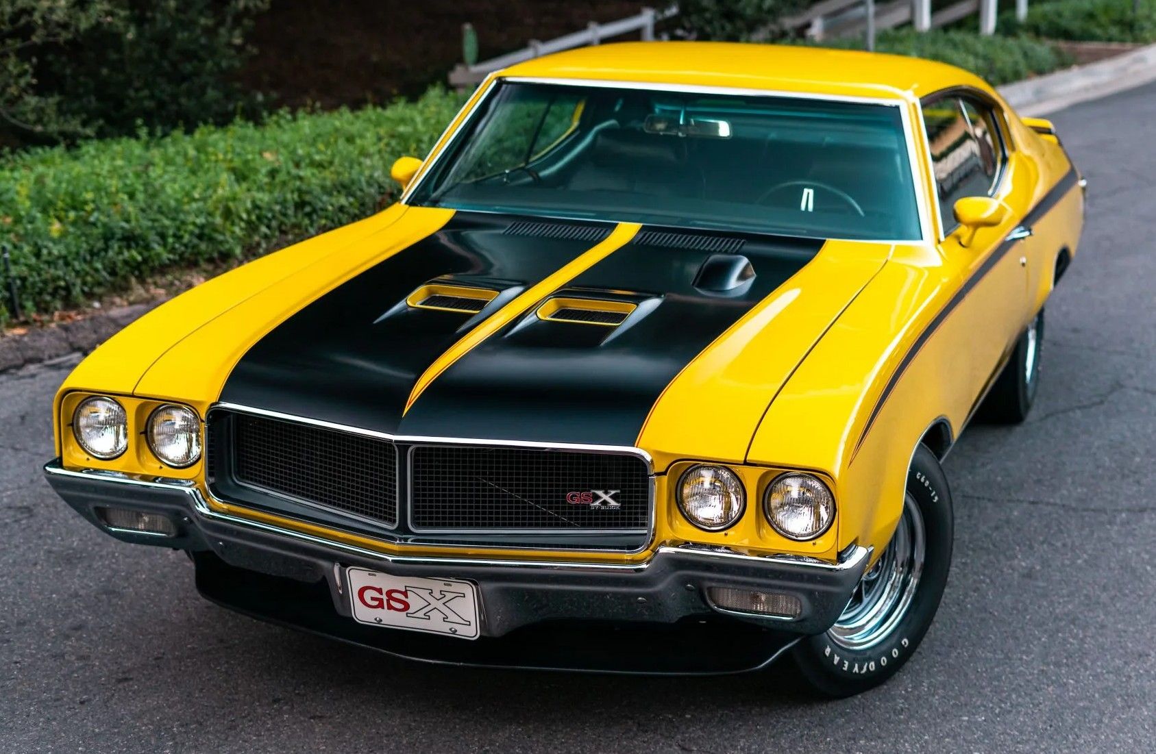 10 Best Manual Transmission Muscle Cars