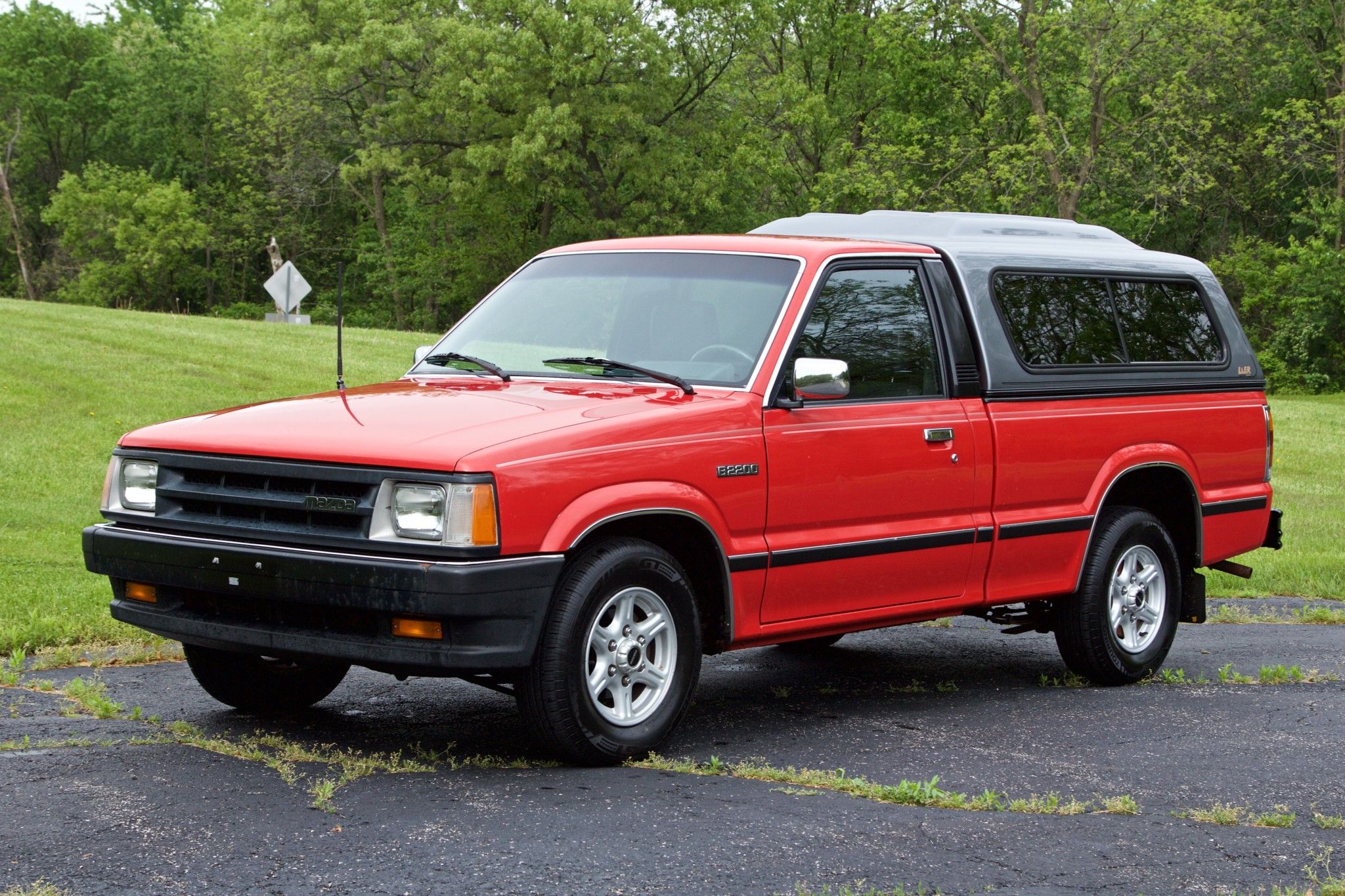 10 Best Pickup Trucks From The '90s You Should Buy Today