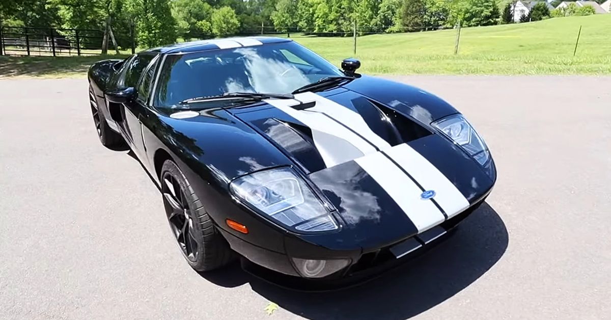 Find Out What It's Like To Drive The Legendary First-Gen Ford GT