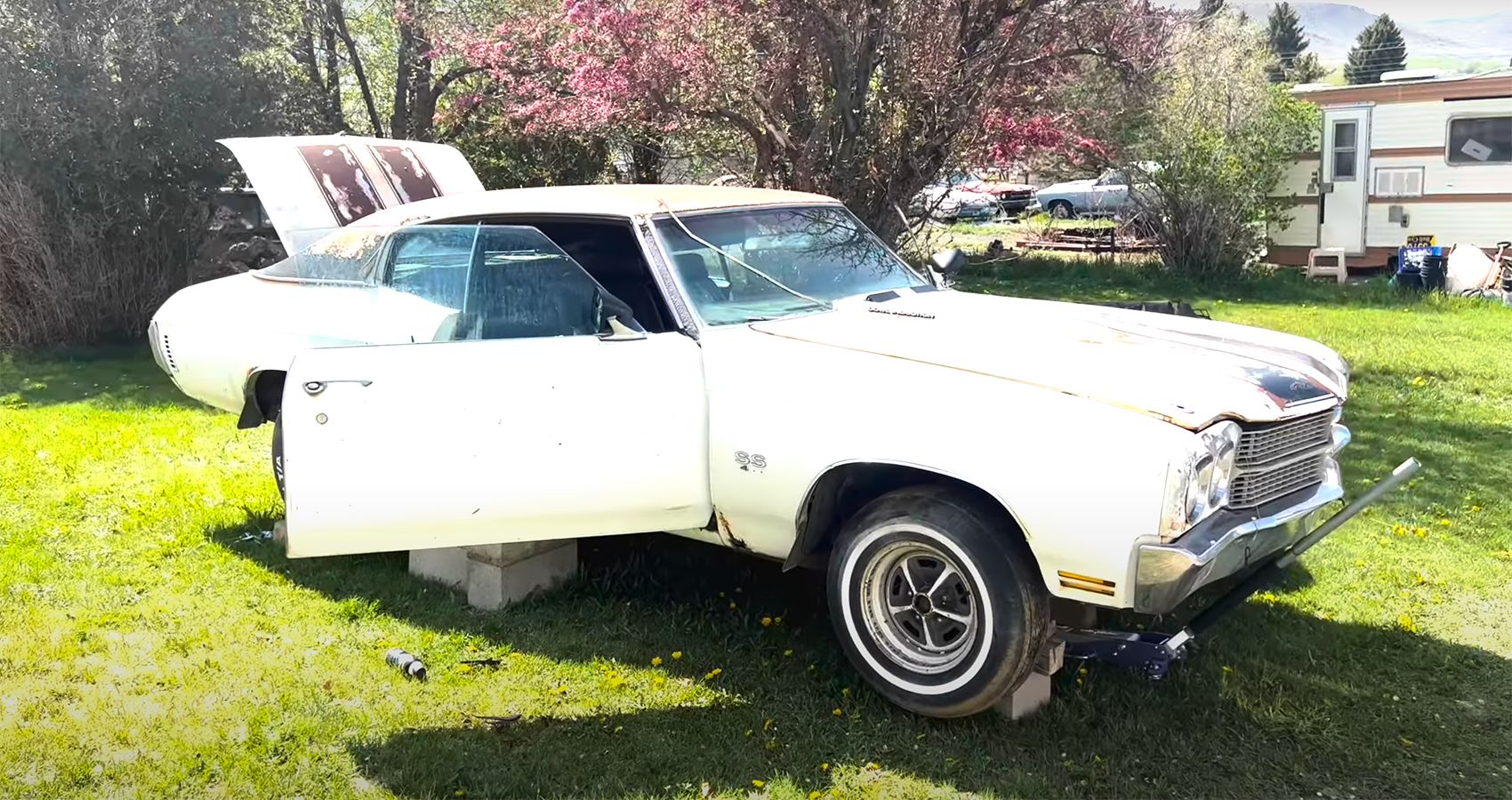1970 Chevrolet Chevelle SS 454 LS6 Barn Find Sets The Stage For A Sweet ...