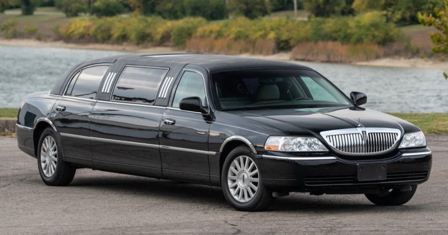 Inconspicuous Speed: This Supercharged Lincoln Town Car Is A Real Sleeper Car