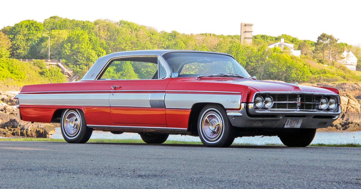 10 Vintage Luxury Cars That Will Never Go Out Of Style