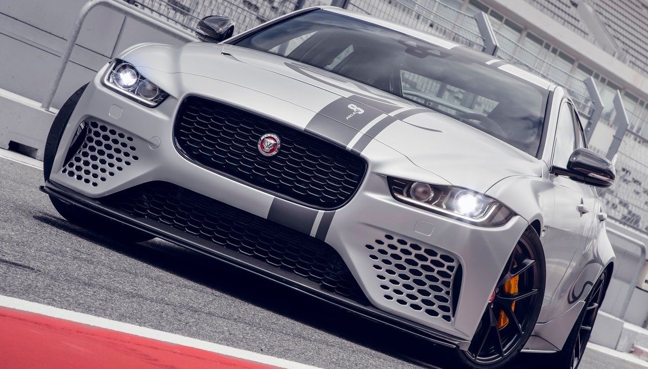 10 Best V8-Engined Performance Cars For Collectors