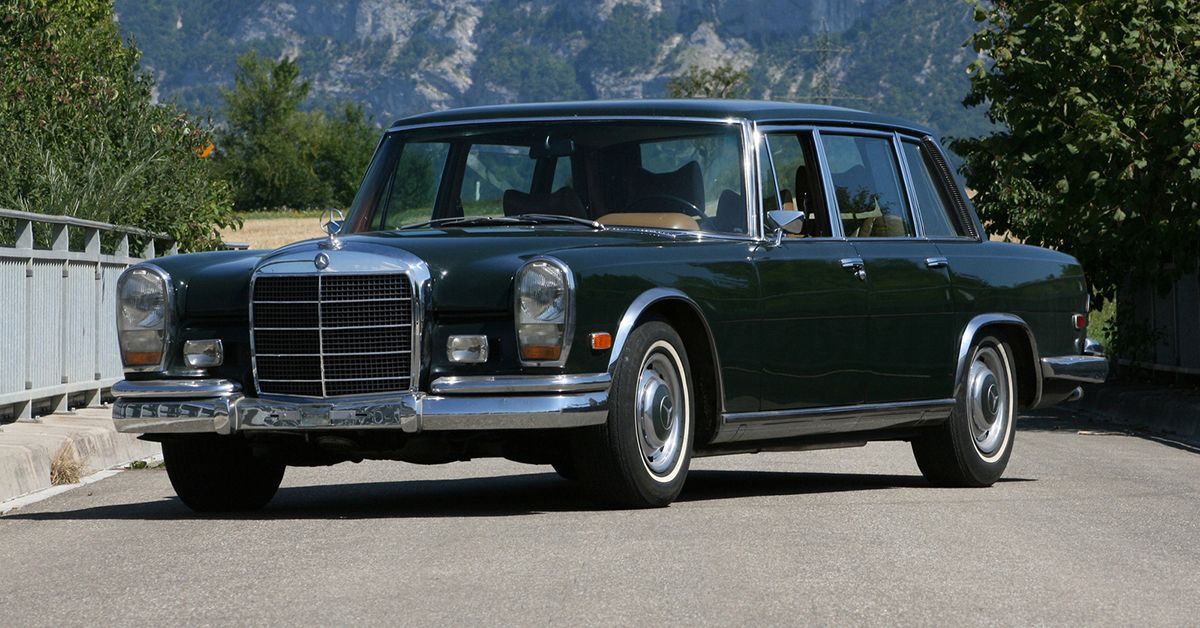 10 Vintage Luxury Cars That Will Never Go Out Of Style