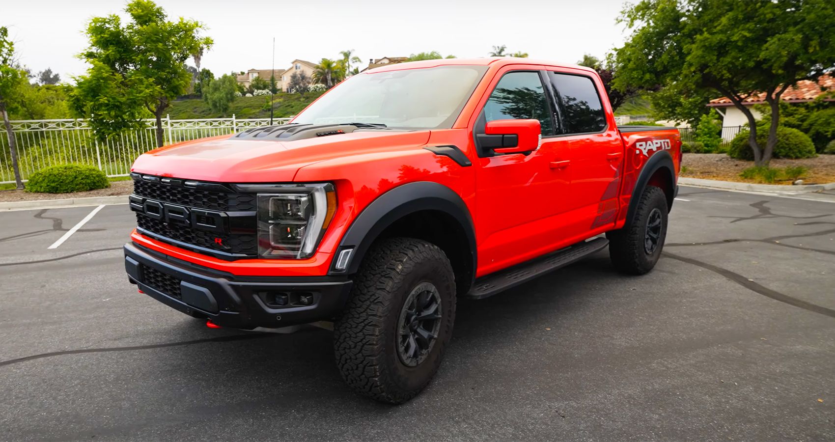 From Snowy Mountains To California Deserts, The 2023 Ford F-150 Raptor ...