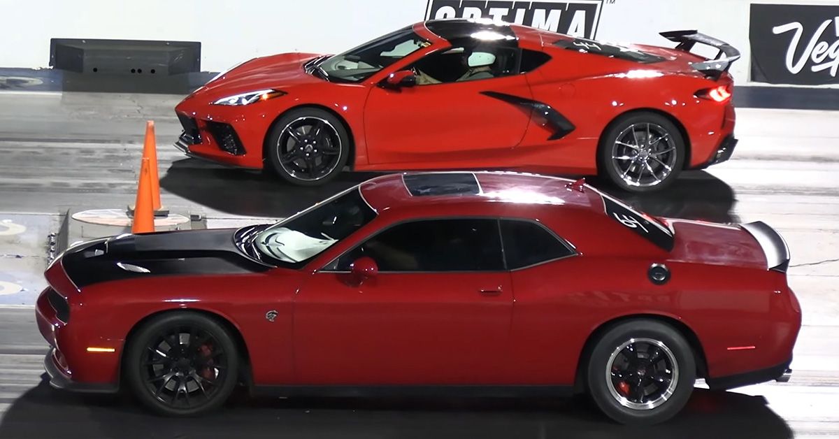 This Dodge Challenger SRT Hellcat Gets Stung By A C8 Chevrolet Corvette ...