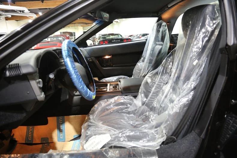 This 30 Miles Chevrolet Corvette ZR-1 Is A Sports Car Collectors Dream