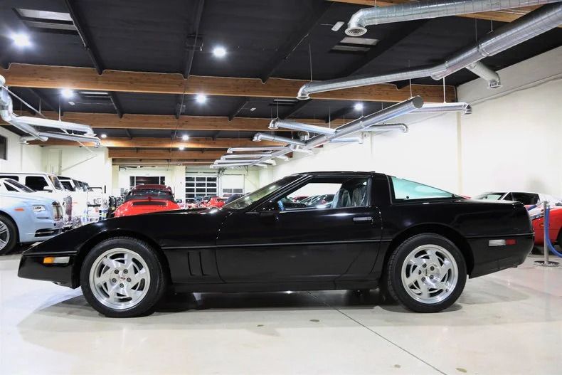 This 30 Miles Chevrolet Corvette ZR-1 Is A Sports Car Collectors Dream