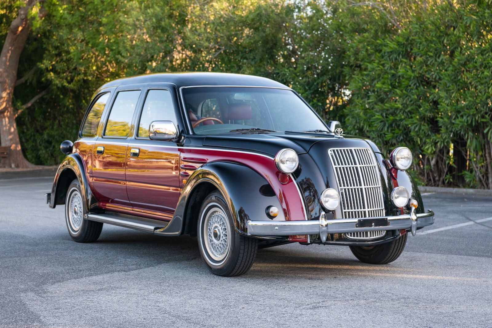 10 Weird Cars From The 1990s You'll Love