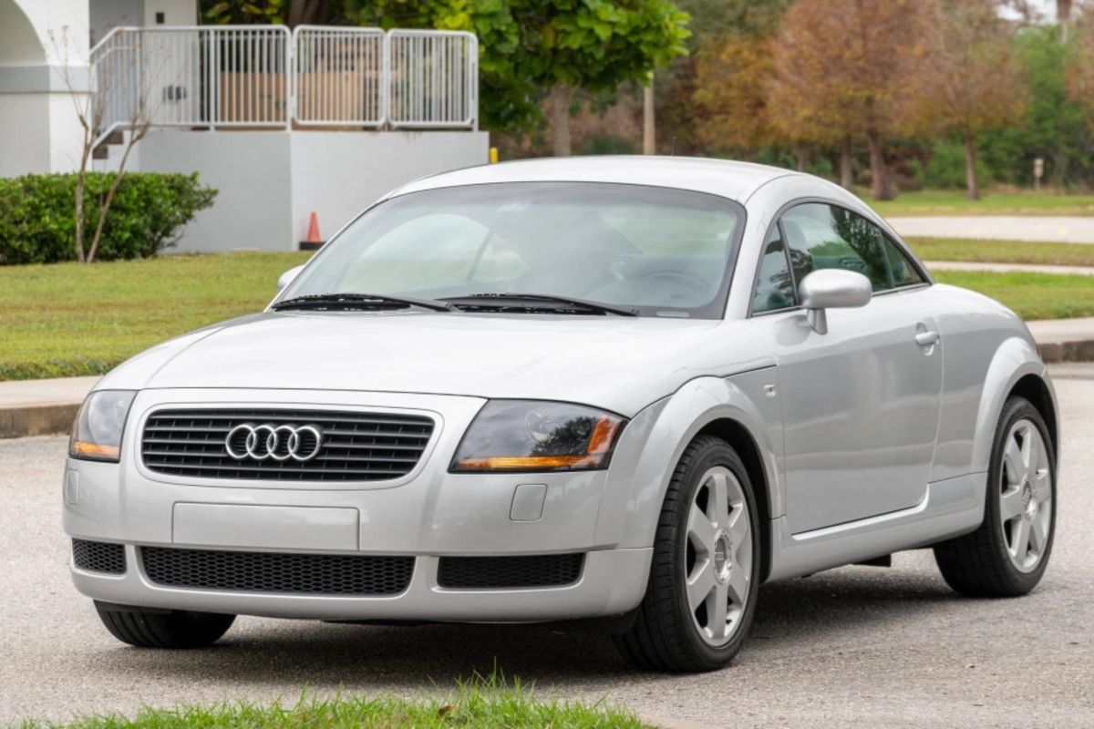 V6 Or Turbo Power: Here's How One Race Reveals Which Audi TT Is The ...