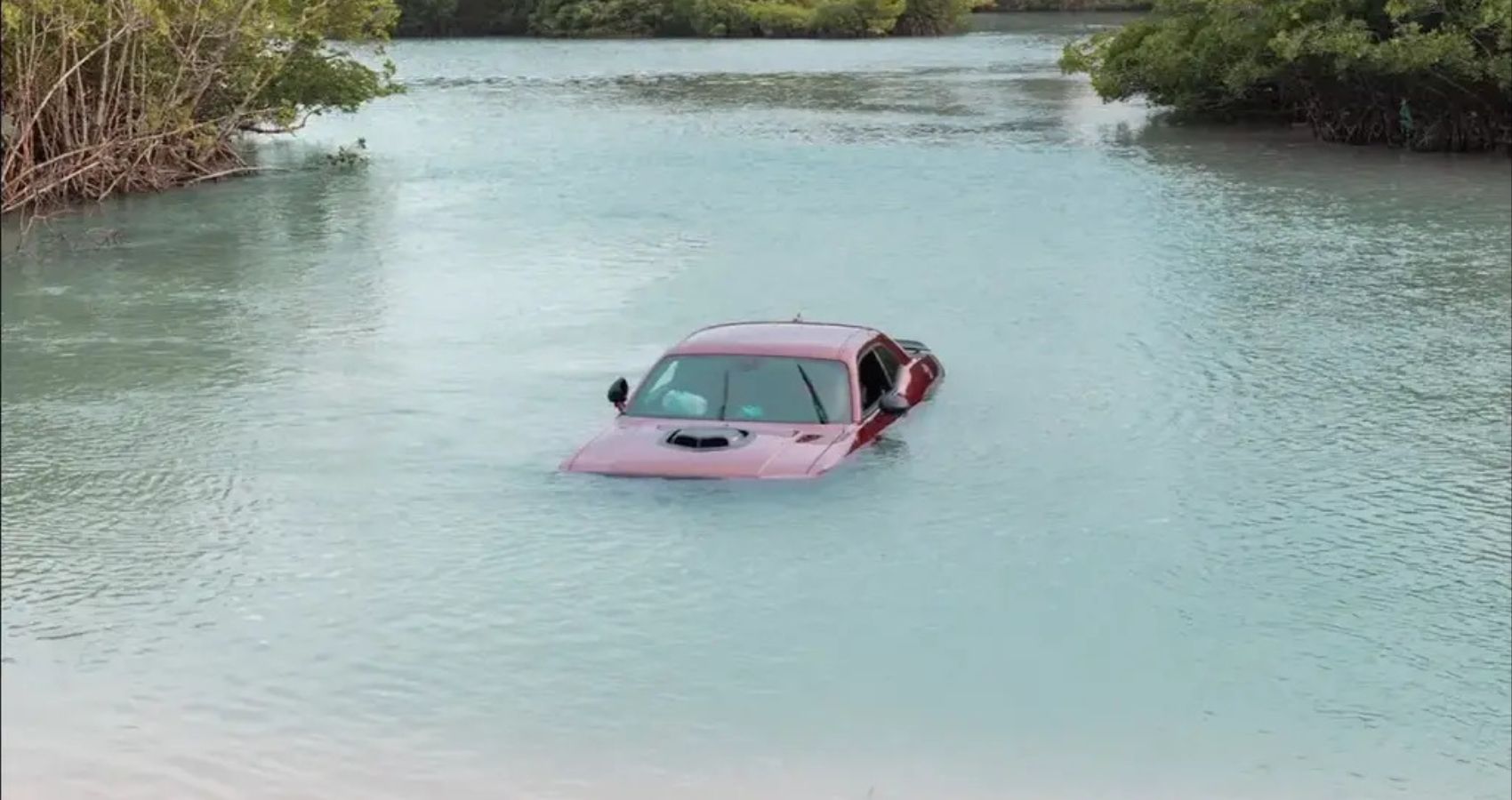 Submerged Dodge Challenger Extracted From Umpqua River After A Month ...