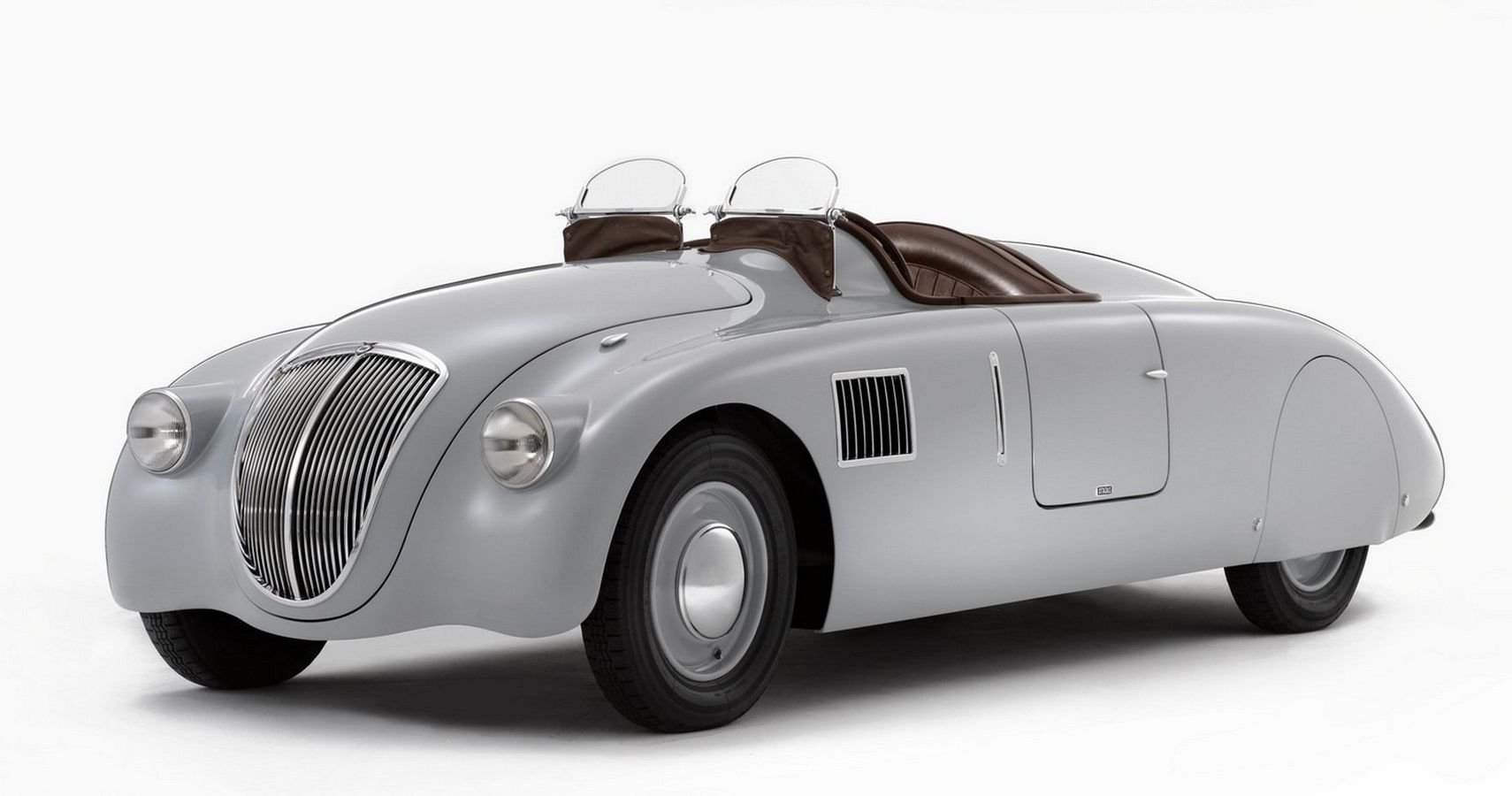 9 Italian Classic Cars That Define Automotive Elegance