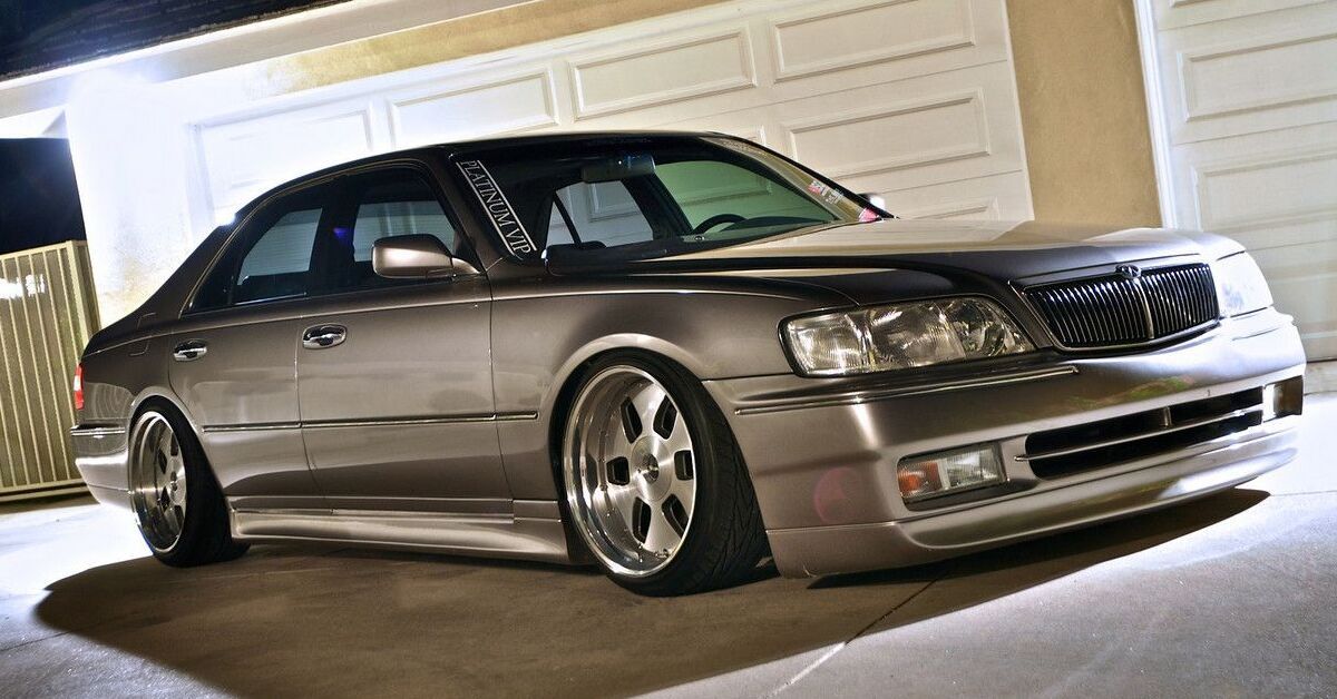 10 Awesome Cheap Used Luxury Cars For Classic Style