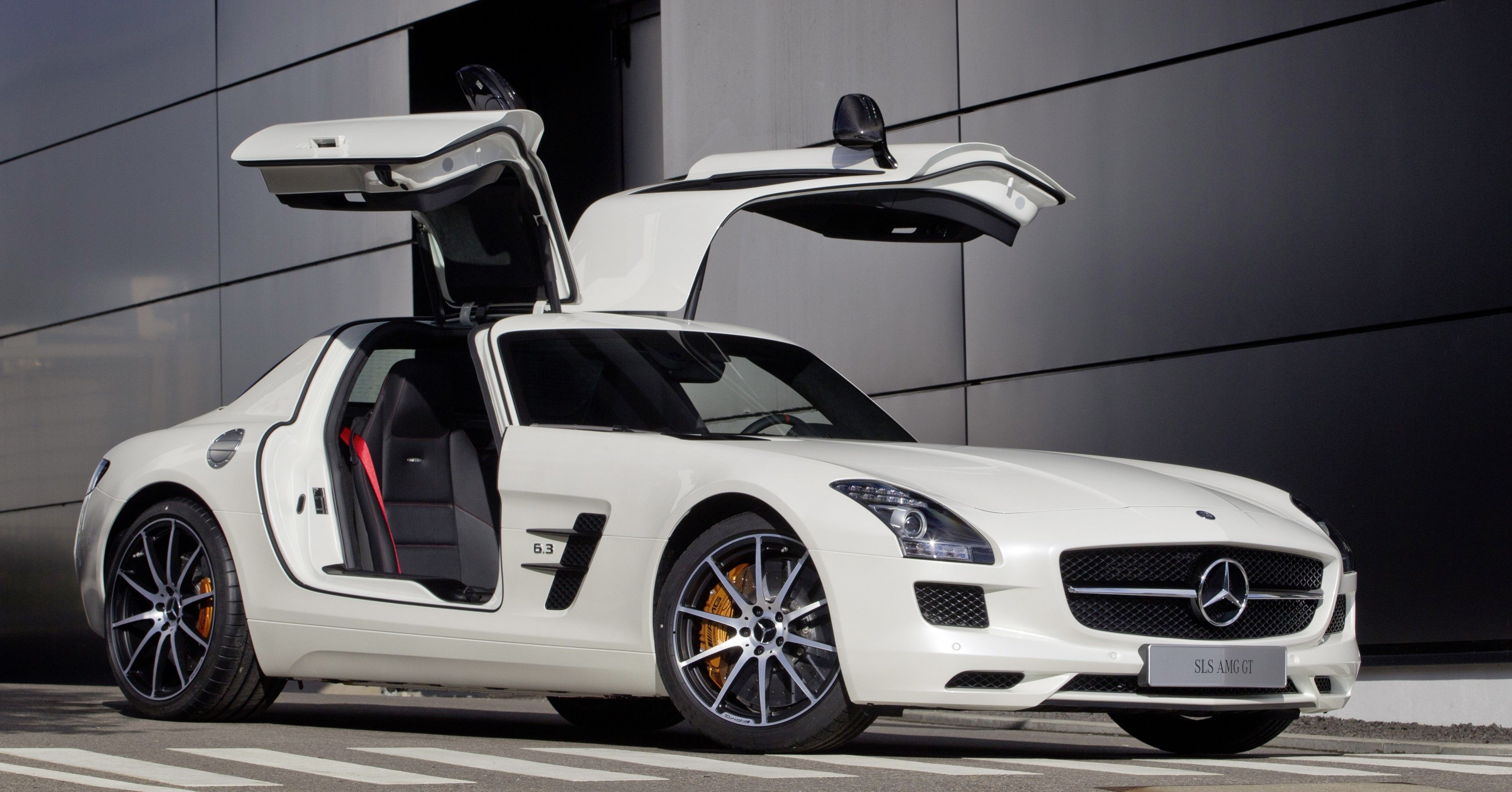 10 European Sports Cars With Proven Reliability For A Lifetime Of Fun