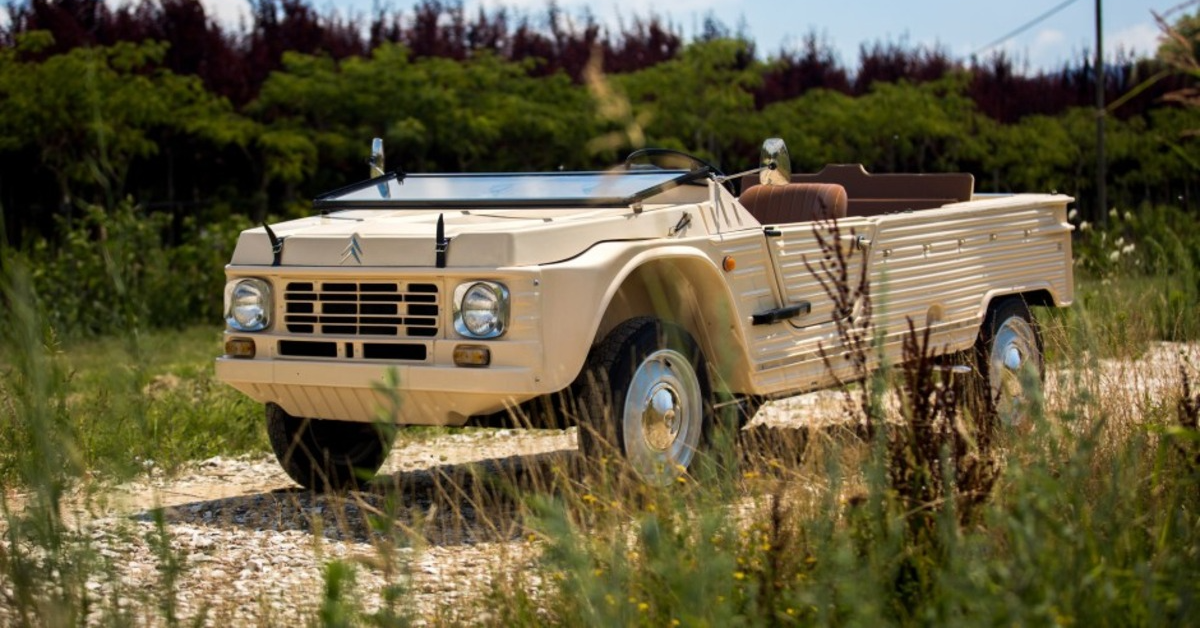 10 Weird Cars Of The 1970s You'll Love