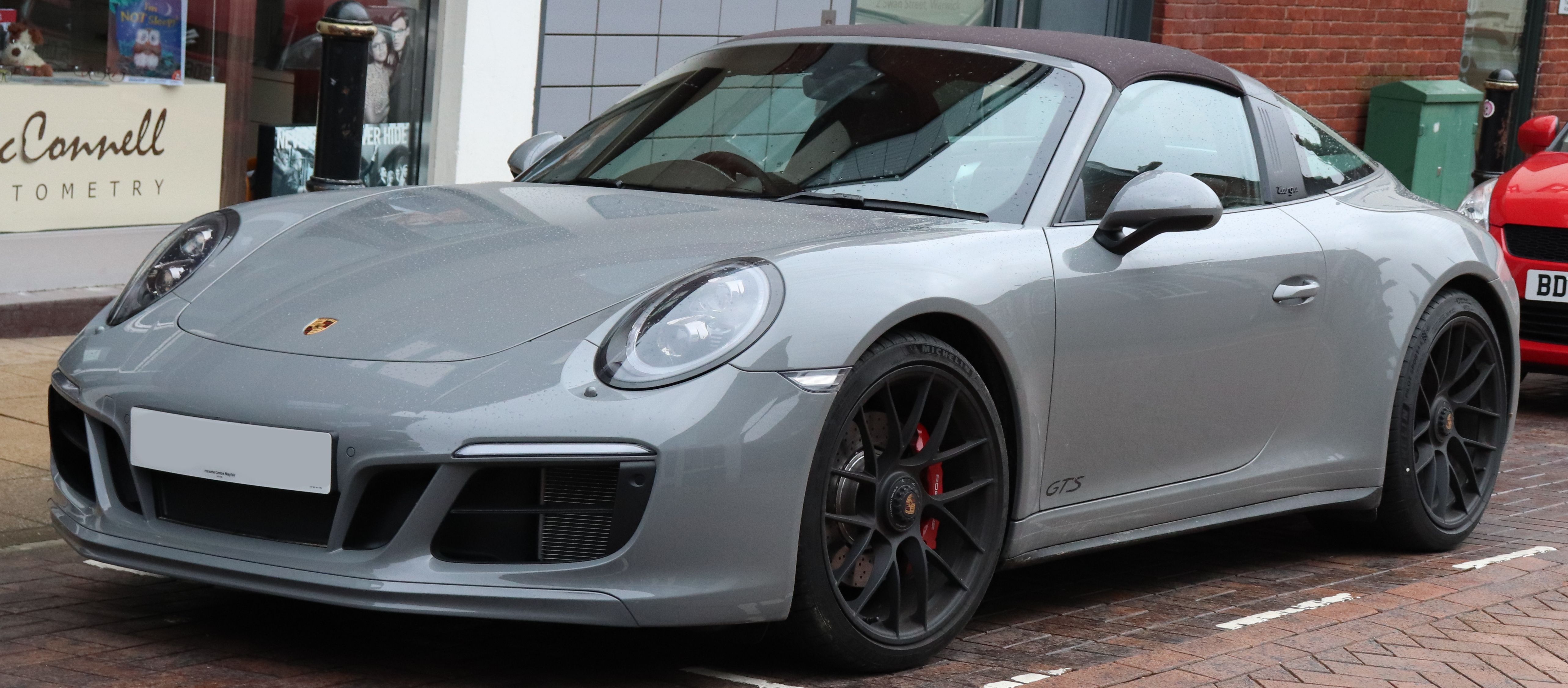 Our 10 Favorite Porsche 911 Models Of The Last Decade