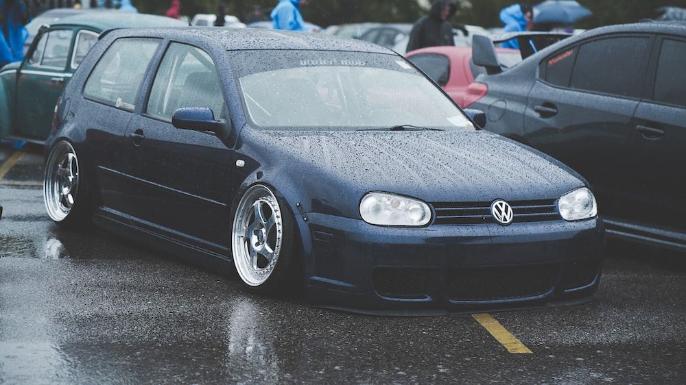 Stanced Cars: 10 Reasons To Avoid The Low-Rolling Life