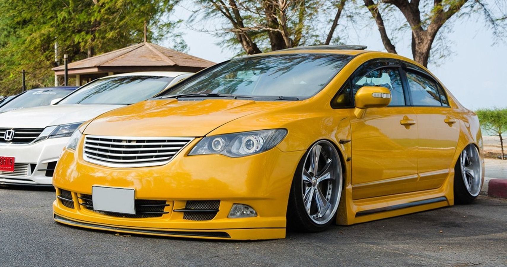 Stanced Cars: 10 Reasons To Avoid The Low-Rolling Life
