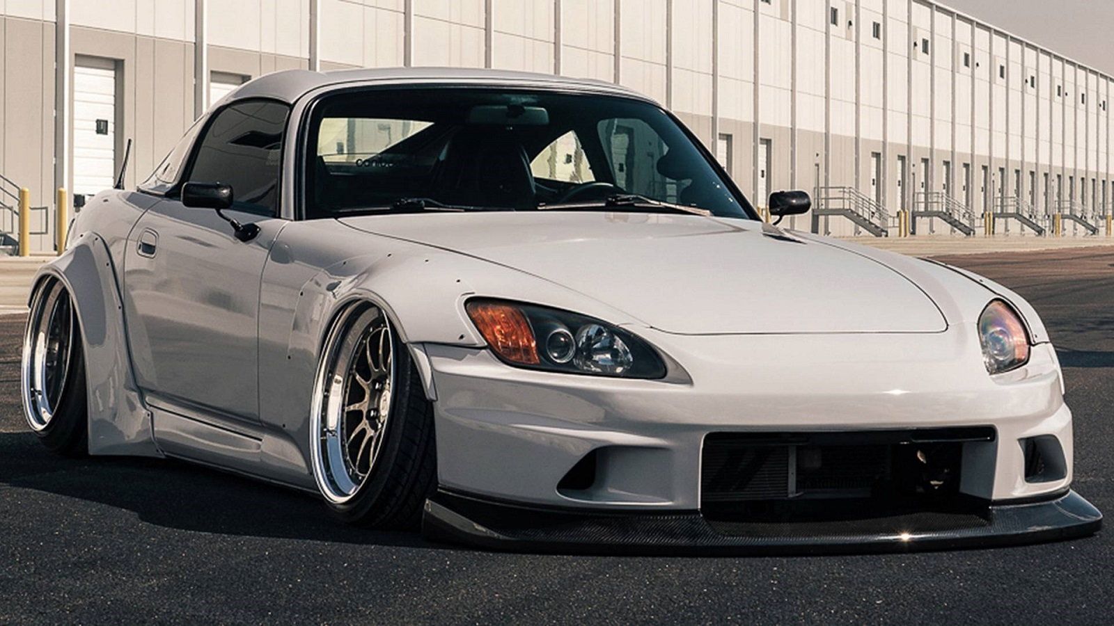 Stanced Cars: 10 Reasons To Avoid The Low-Rolling Life