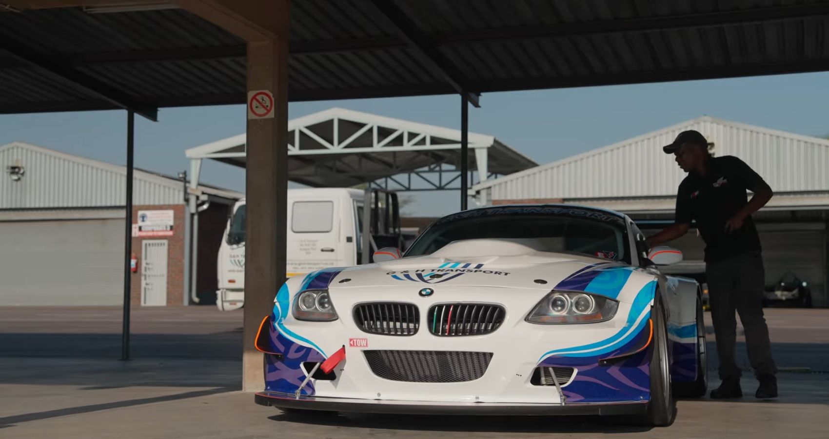 This Is What Happens When You Put A NASCAR Engine In A BMW Z4