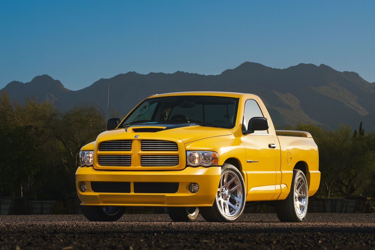 Command The Road: Here's 10 V10-Powered Cars That Demand Respect