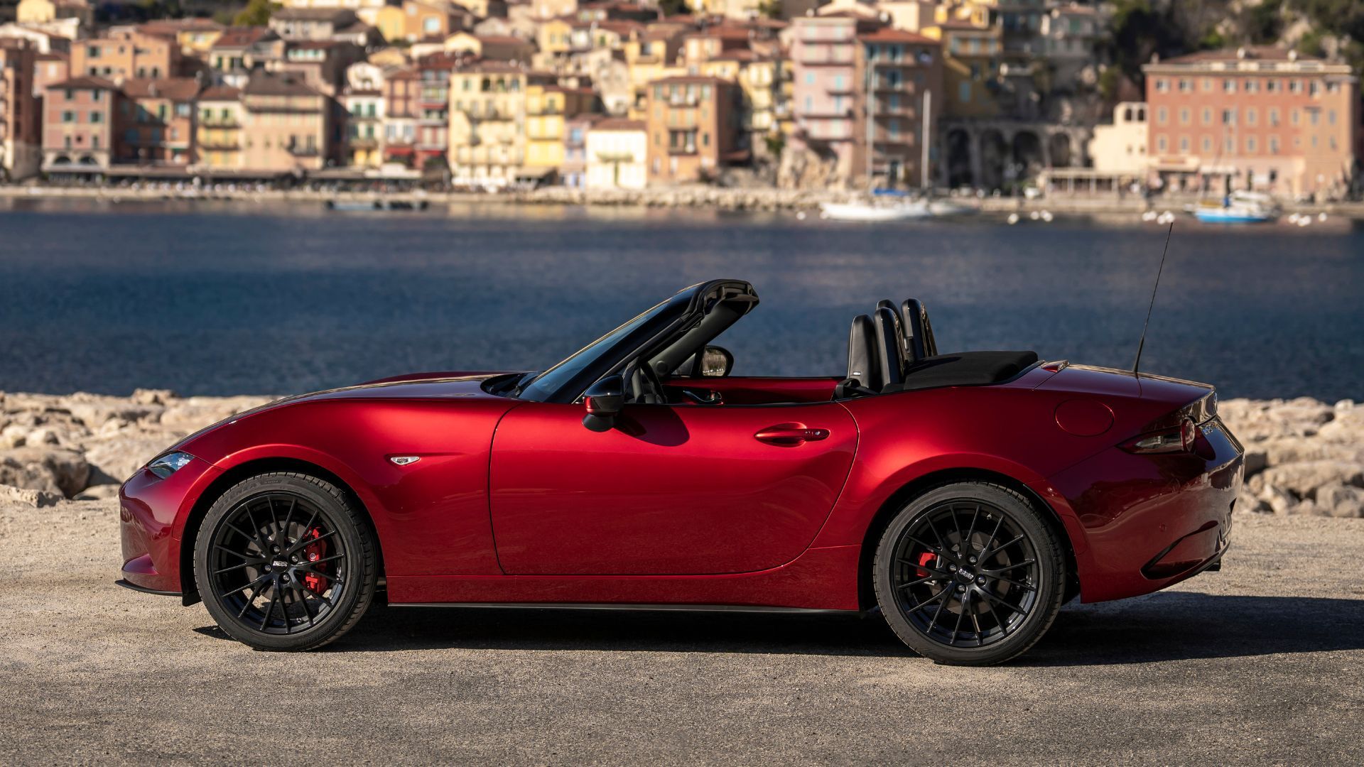 Mazda Miata Vs Toyota GR86 / Subaru BRZ: Which Is The Better Sports Car ...