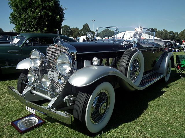 10 Cars That Perfectly Suit A Mafia Lifestyle
