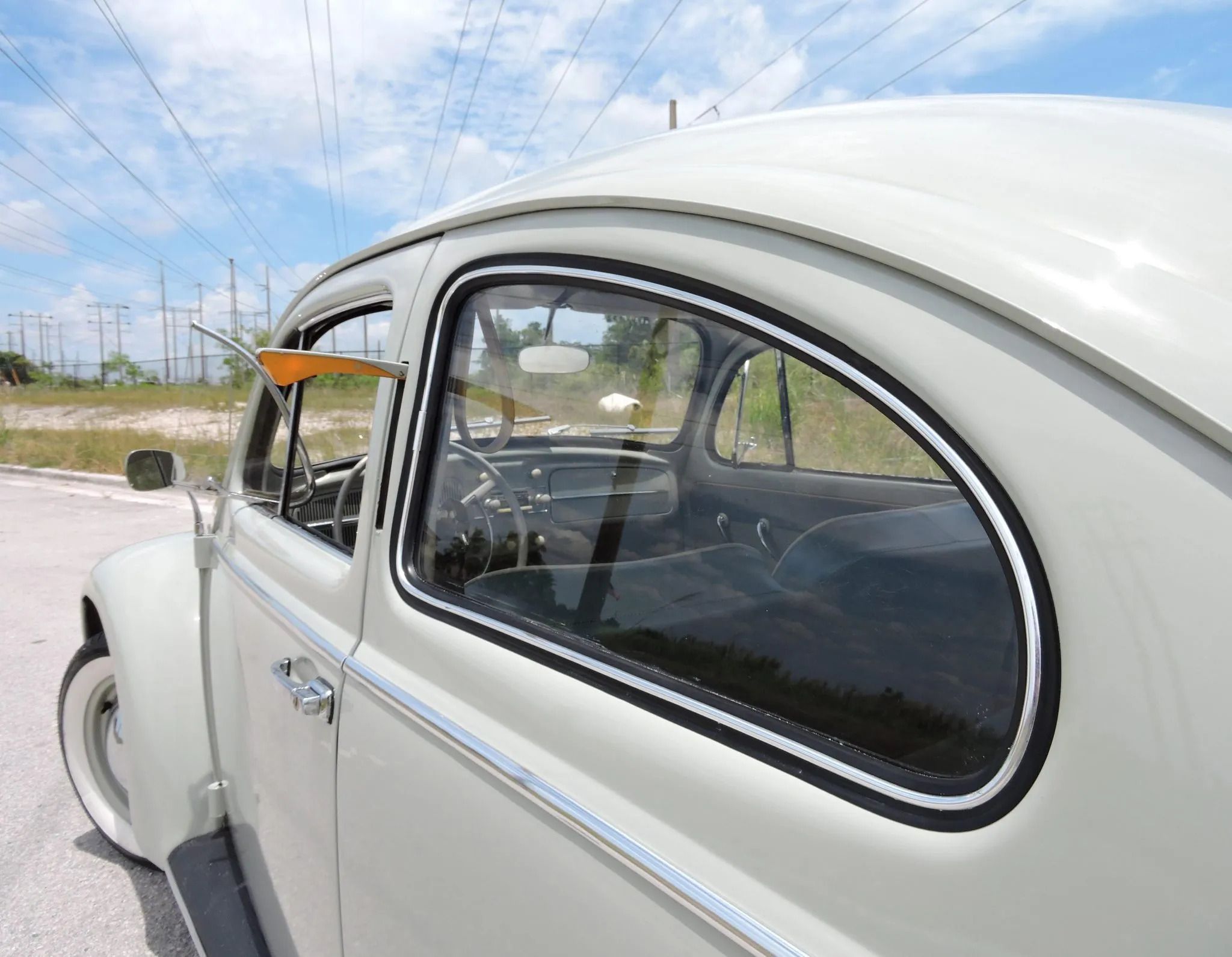 Understanding Basic Driver Hand Signals: A Quick Guide