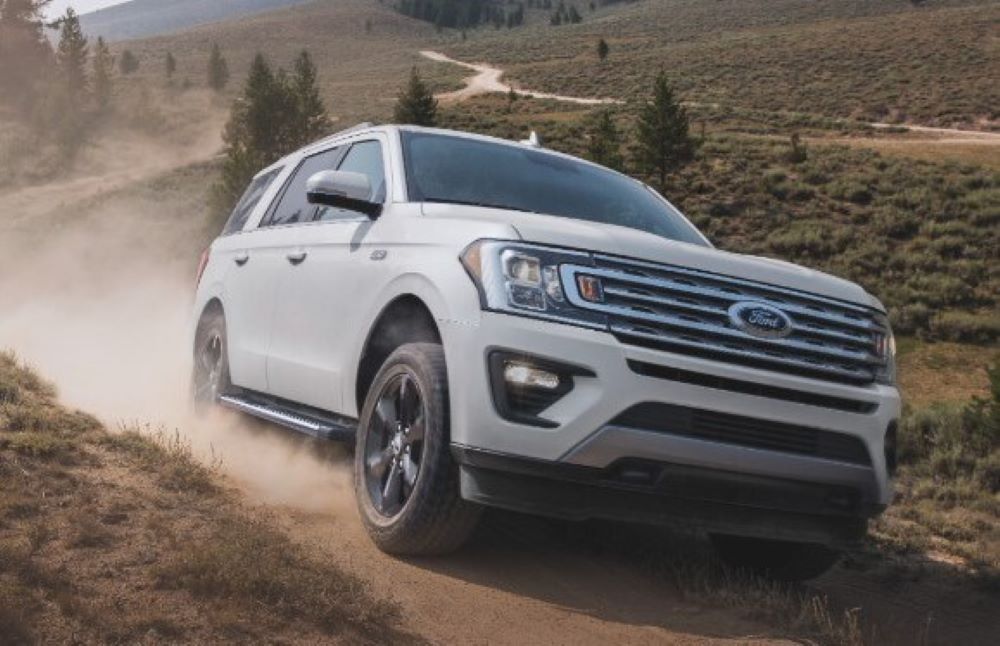 10 Comfortable 3-Row SUVs That Are Unstoppable Off-Road
