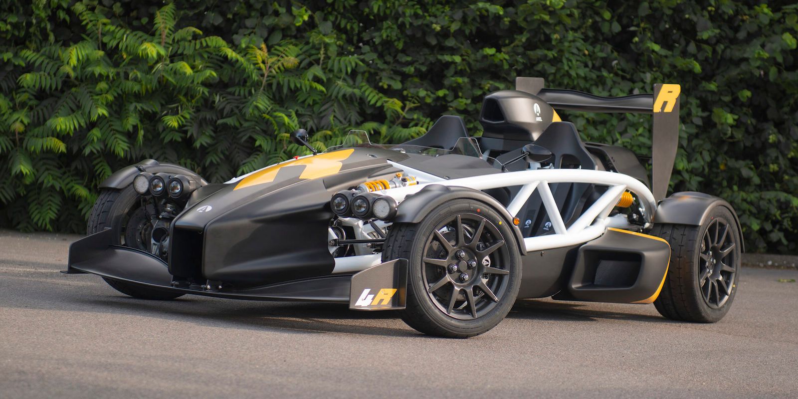 10 Four-Cylinder Sports Cars That Defy Expectations