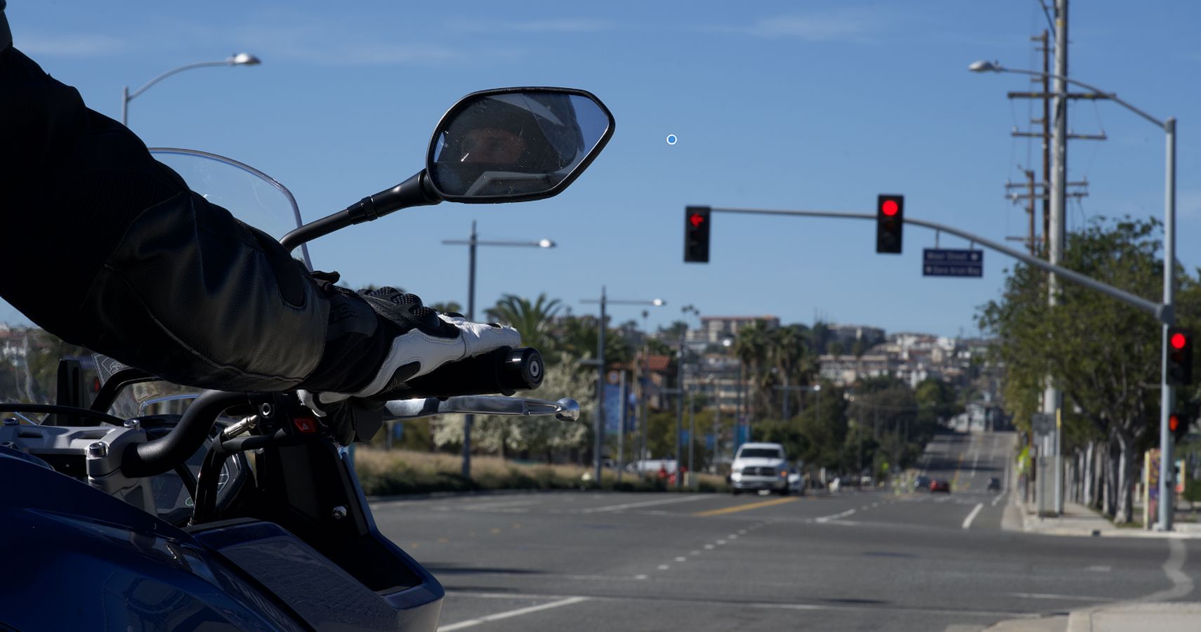 10 Essential Skills Every Motorcycle Rider Should Develop