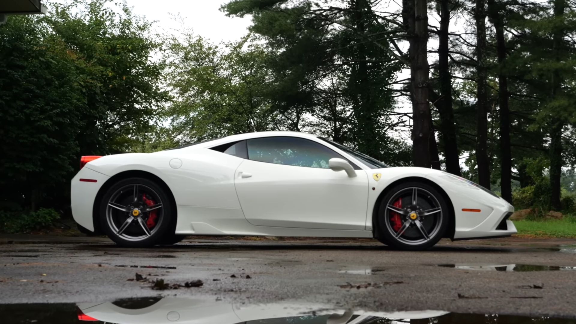 This Ferrari 458 Speciale With A Manual Gearbox Is An Enthusiast's ...