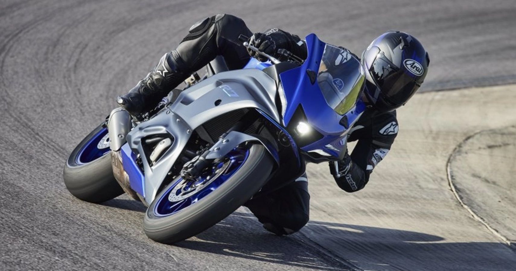 10 Essential Skills Every Motorcycle Rider Should Develop