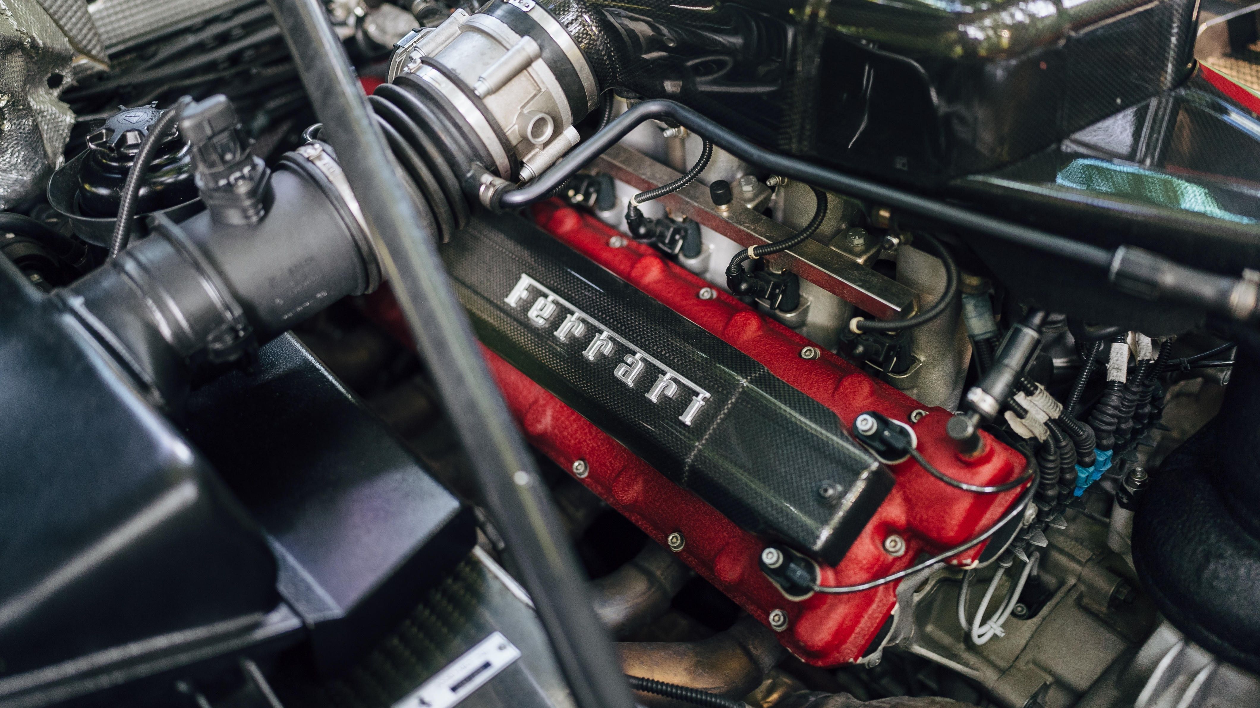 10 Naturally Aspirated Engines Every Gearhead Wants Under Their Hood