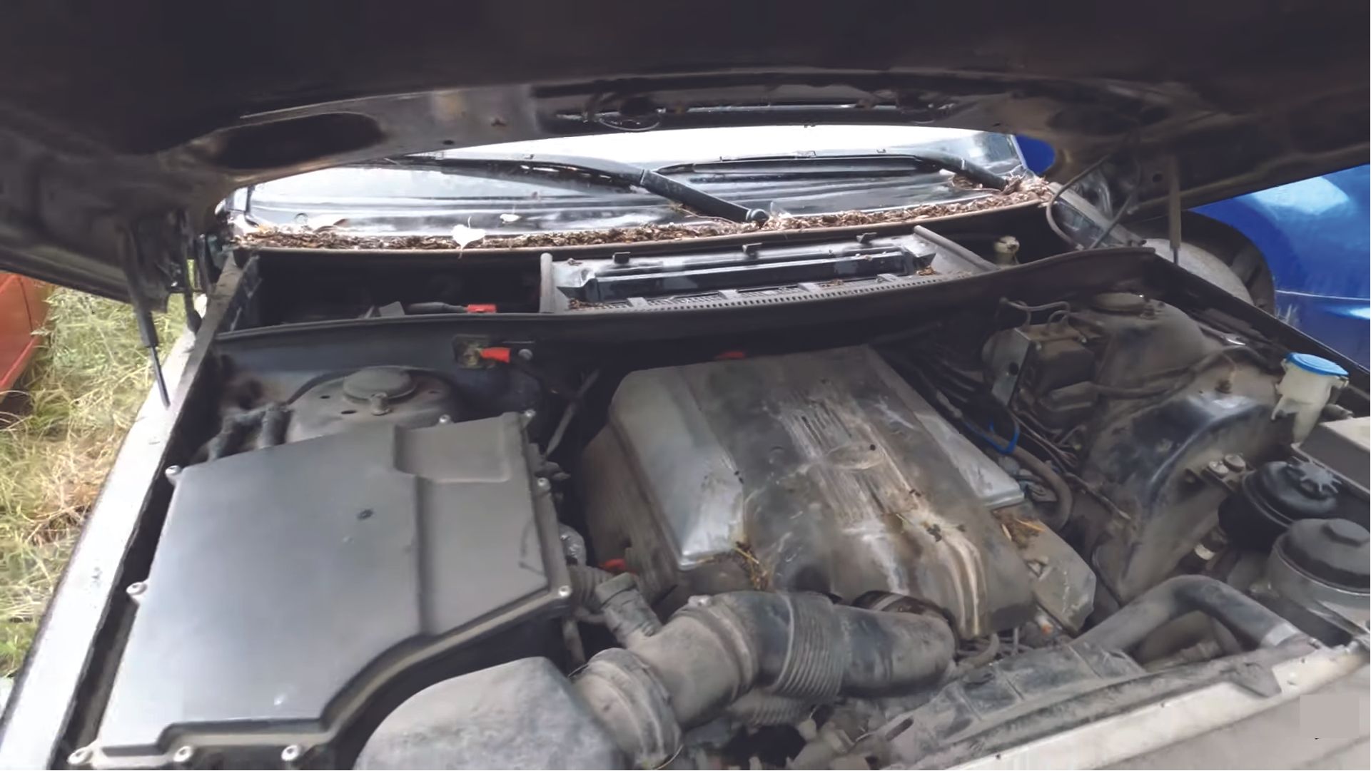 The Early 2000s British SUV That Packed A BMW V8 Engine