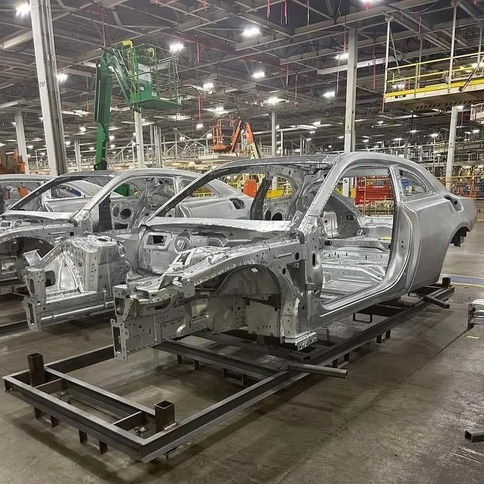 Leaked 2-Door Dodge Charger Daytona Shell Appears, Transmission Tunnel ...