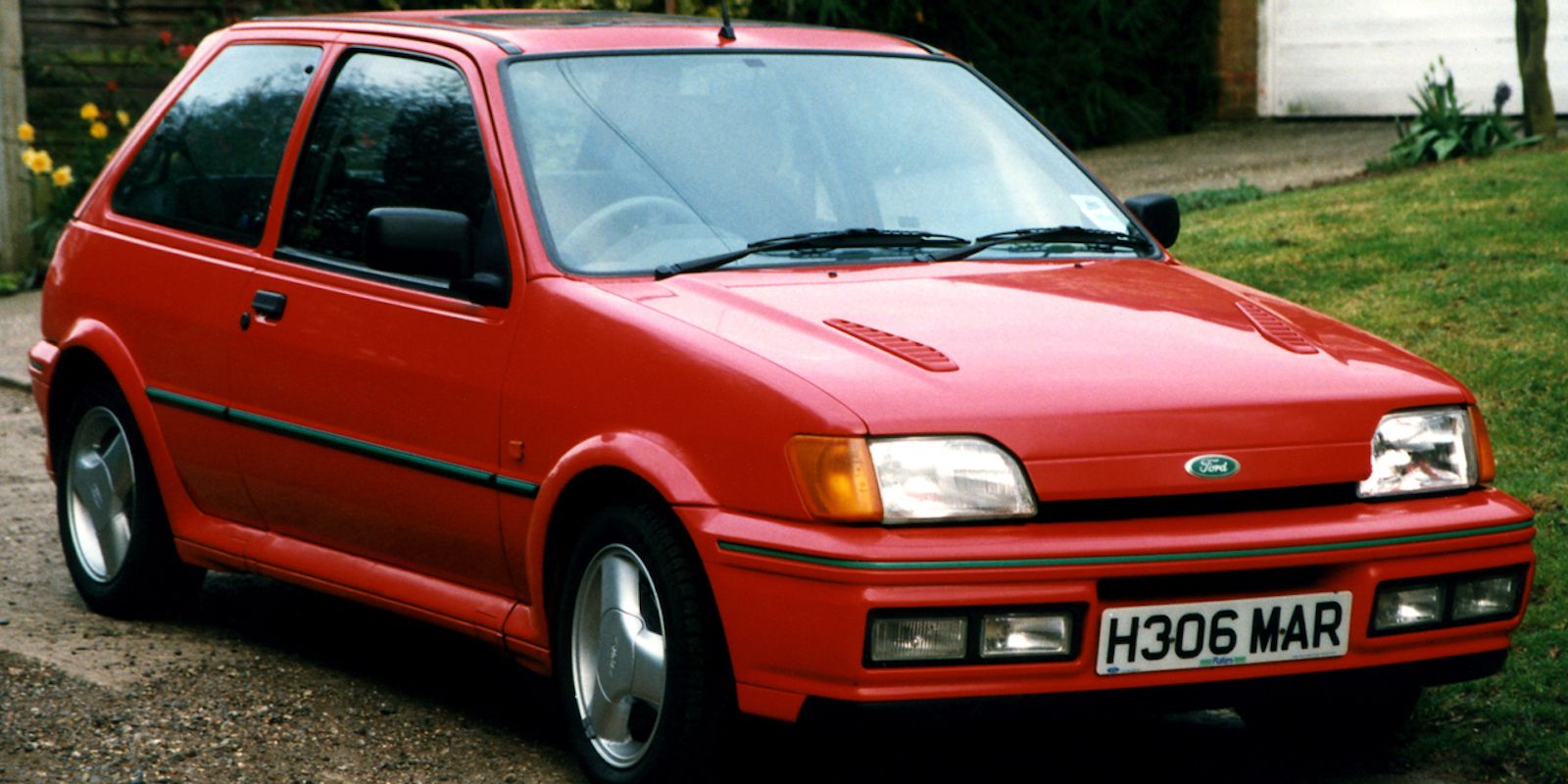 10 Hot Hatches From The '90s That Are Increasingly Popular With Collectors