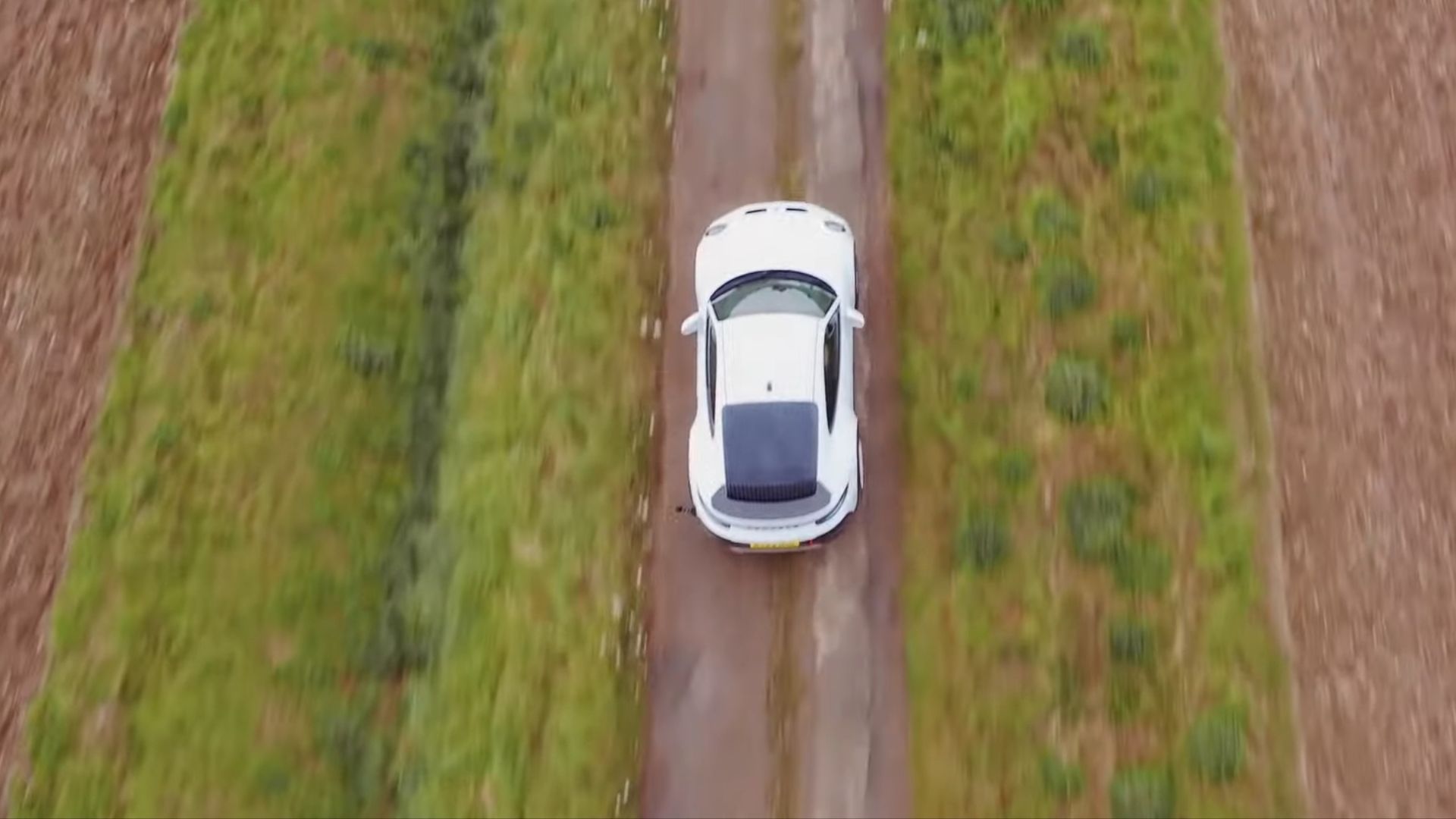 Enthusiast Puts The Porsche 911 Dakar's Off-Road Capabilities To The Test