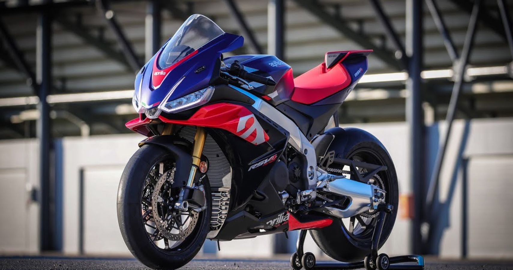 Top 10 Most Beautiful Italian Sports Bikes Of All Time